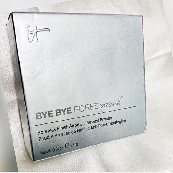 it cosmetics | Makeup | It Cosmetics Bye Bye Pores New | Poshmark